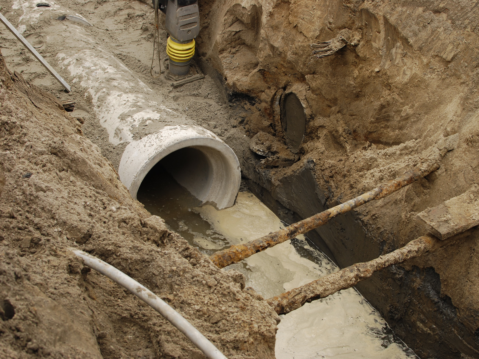 Riolering | Ouwejan & F. de Bruijn Infra B.V. | Specialist in bestrating